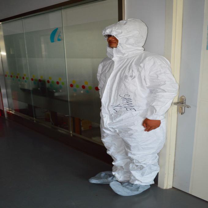Dustproof Spray Cleanroom Paint Disposable Coverall Suit Waterproof Oil ...